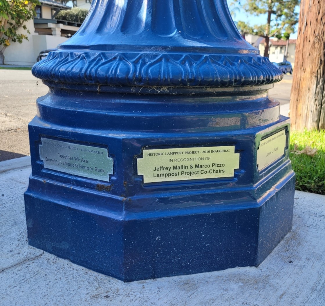 Bluff Park Neighborhood Association Beacons Honored: Plaques Unveiled